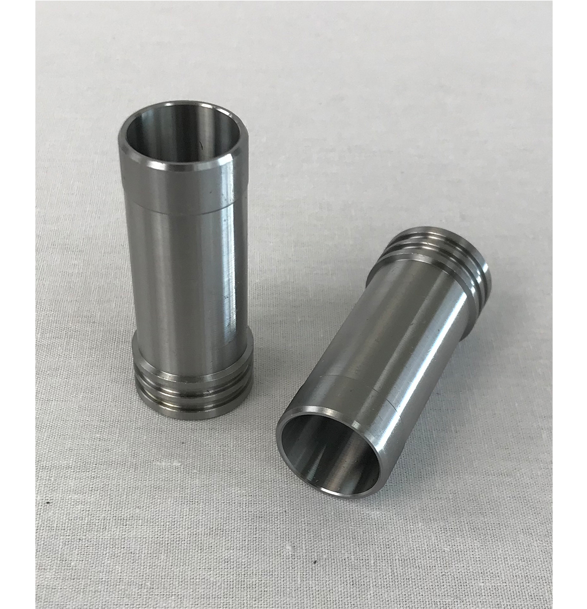RE543935 | John Deere Injector Tube, 4045/6068 Tier 4