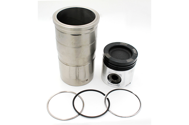 Volvo Piston Liner Kit, New (85103789)